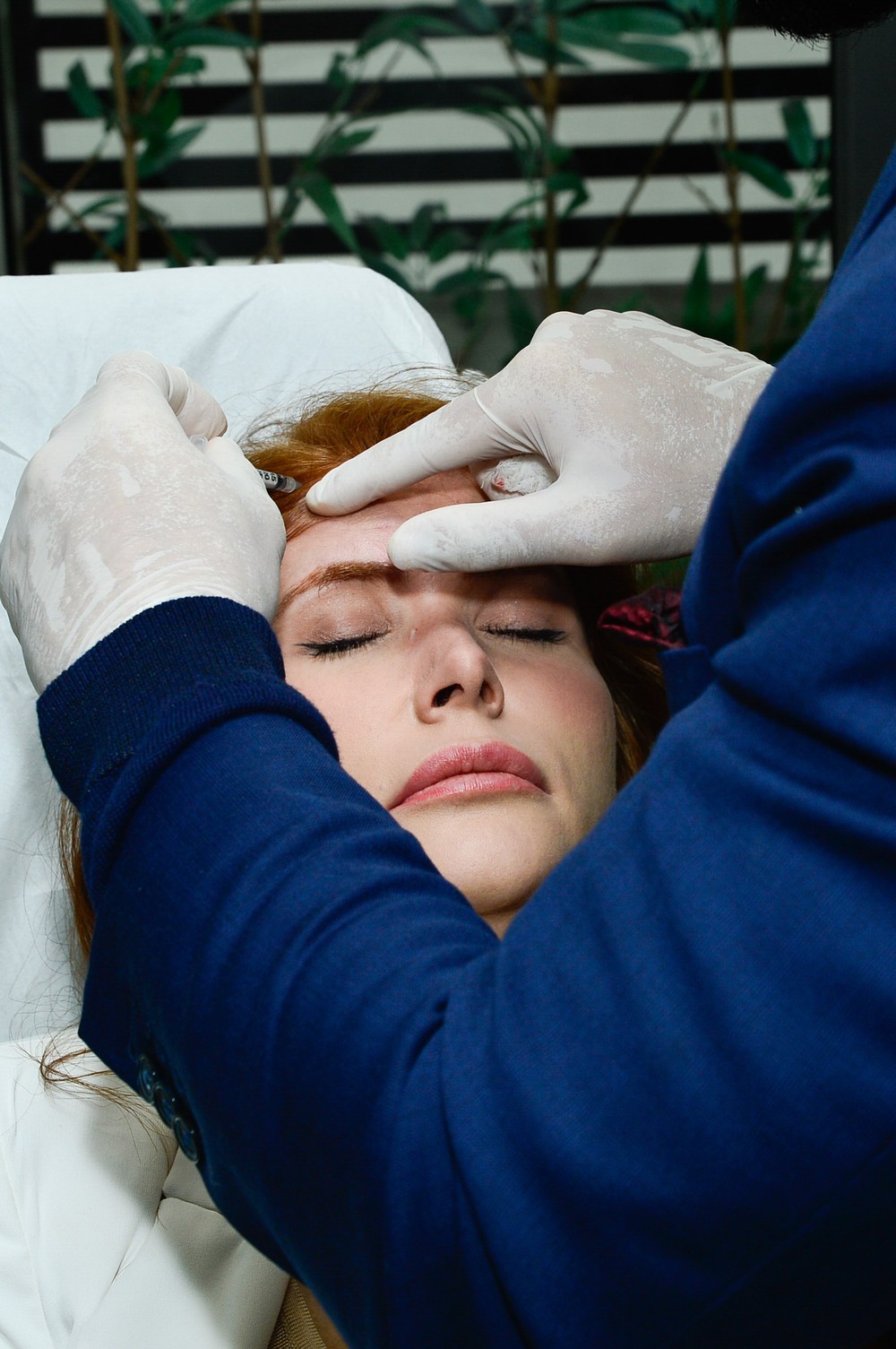 Grávida, ex-BBB Amanda Gontijo faz aplicação de botox: 'Quero parir sem ...