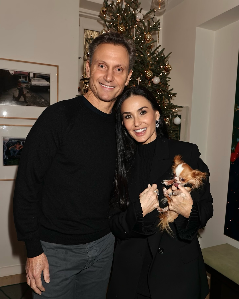 Demi Moore se reúne com vilão de 'Ghost' 34 anos depois; compare