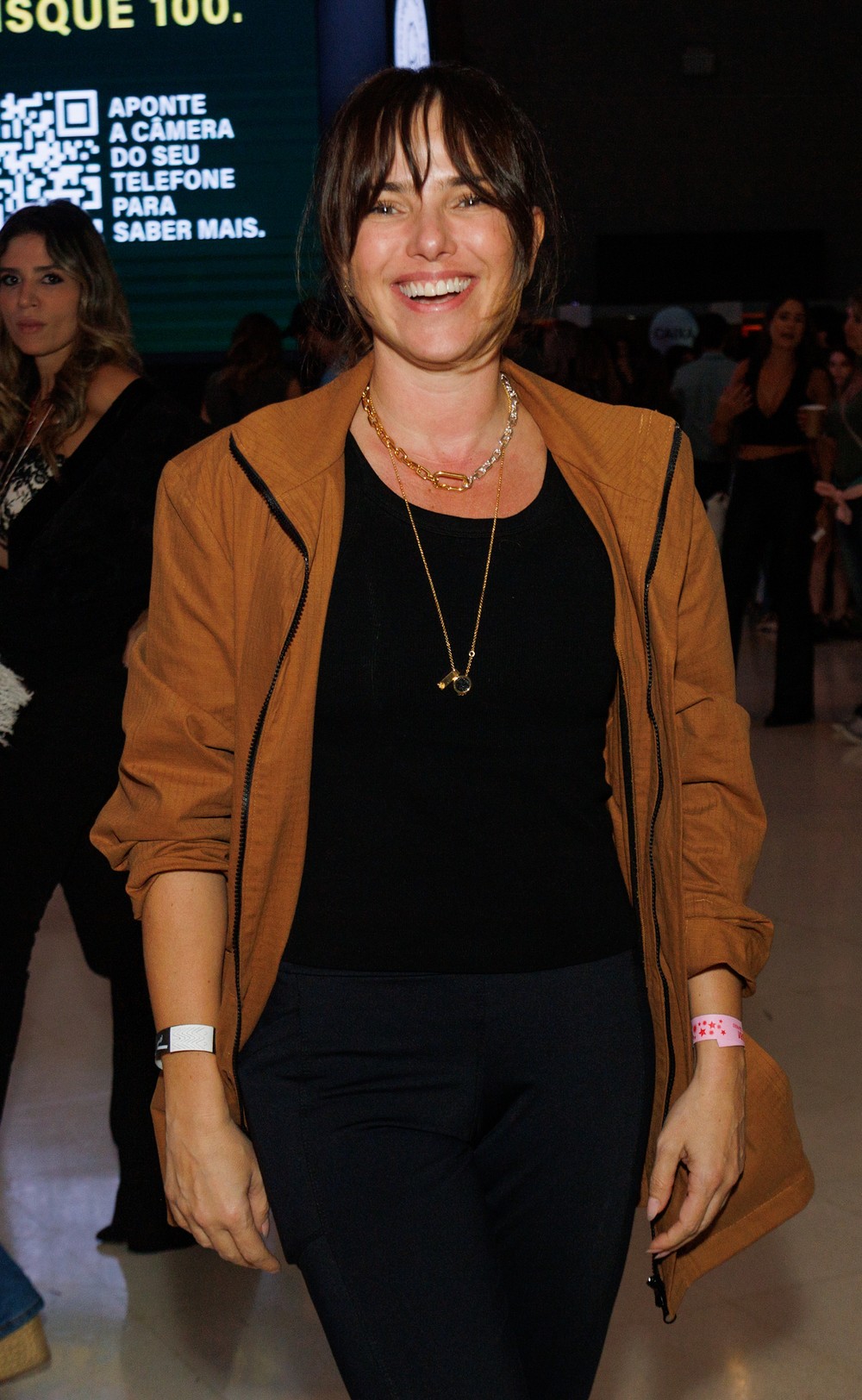 Julio Andrade, o Rubinho de 'Vale Tudo', vai com a esposa a show de Ben ...