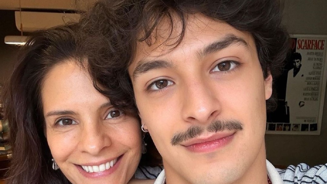 Saiba tudo sobre: Helena Ranaldi