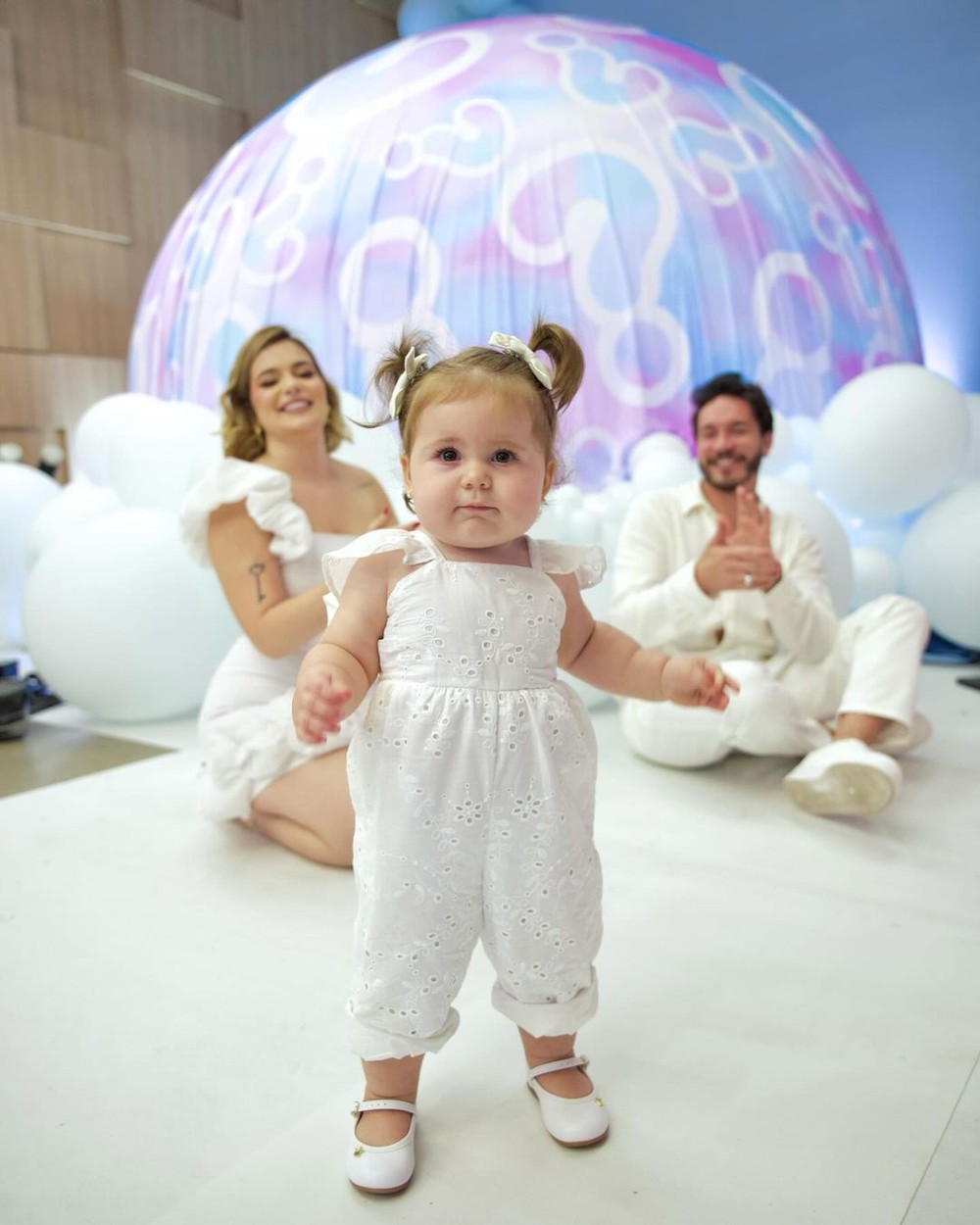 Viih Tube mostra decoração e look de Lua para chá revelação do segundo ...