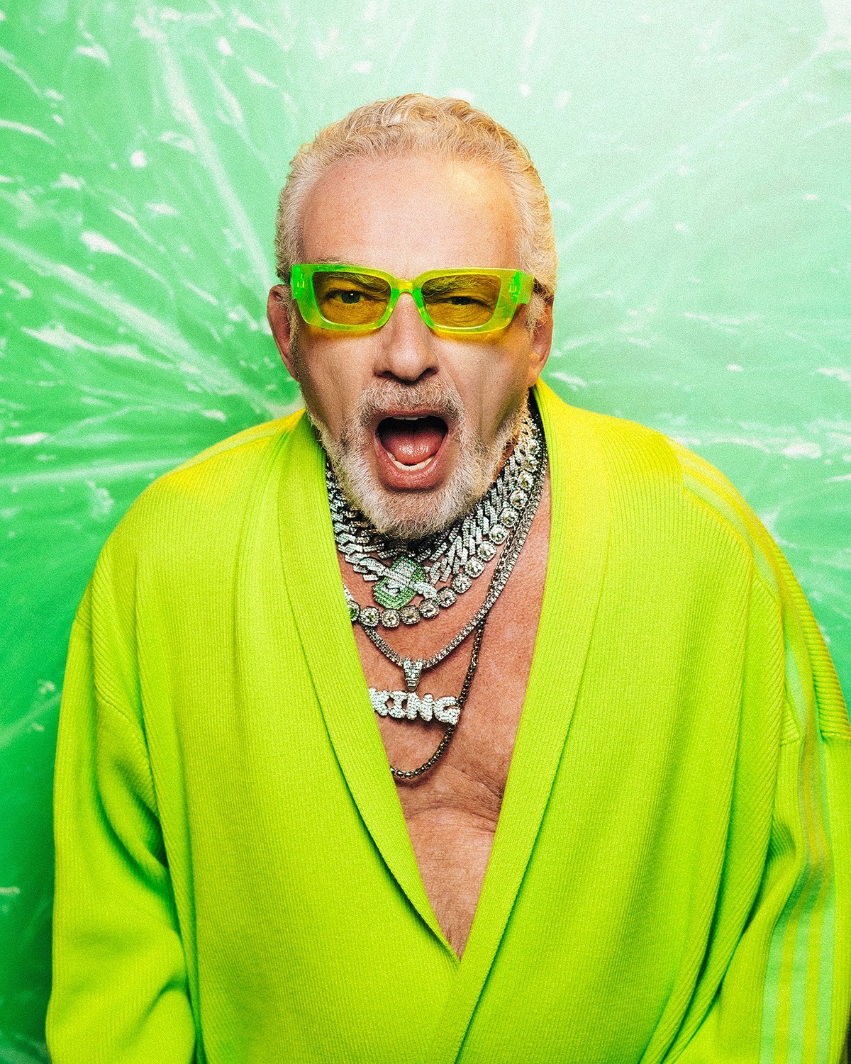 Aos 75 anos, artista inglês Gringo do Funk lança primeira música: 'Me ...