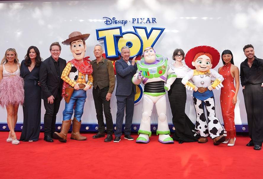 Atriz 2x indicada ao Oscar lança 'Toy Story 5' após 11 anos fora do ...