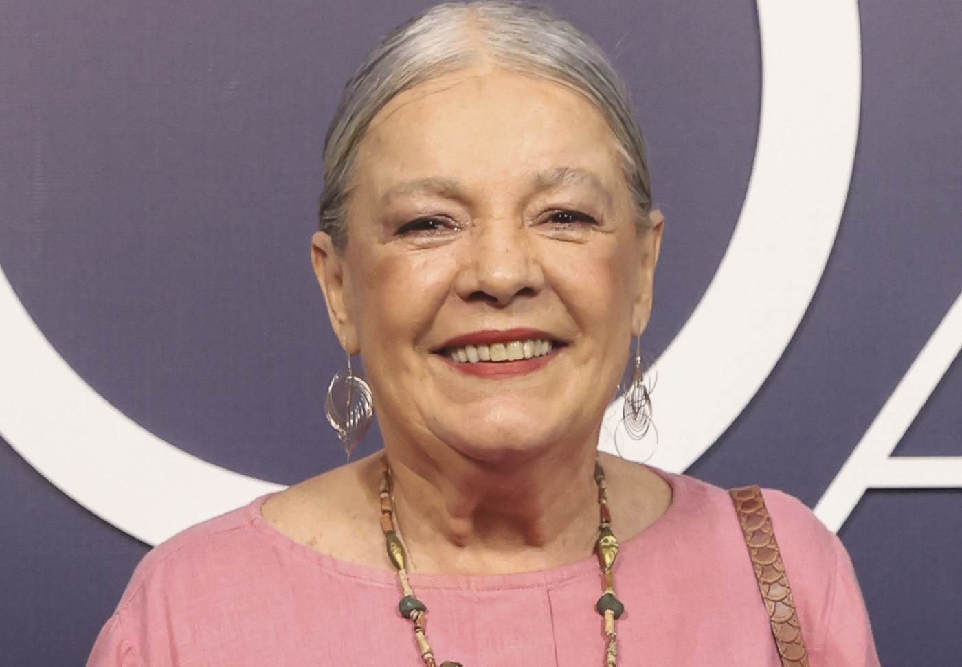 Veterana em 'Garota do Momento', Bete Mendes celebra: 'Amo trabalhar em ...