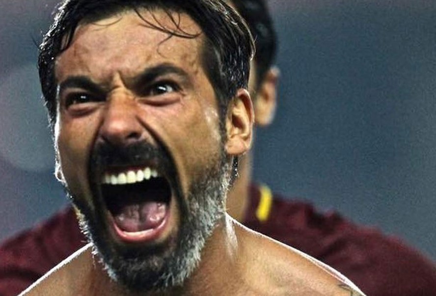 Ex-atacante argentino Lavezzi é esfaqueado após discussão em família ...