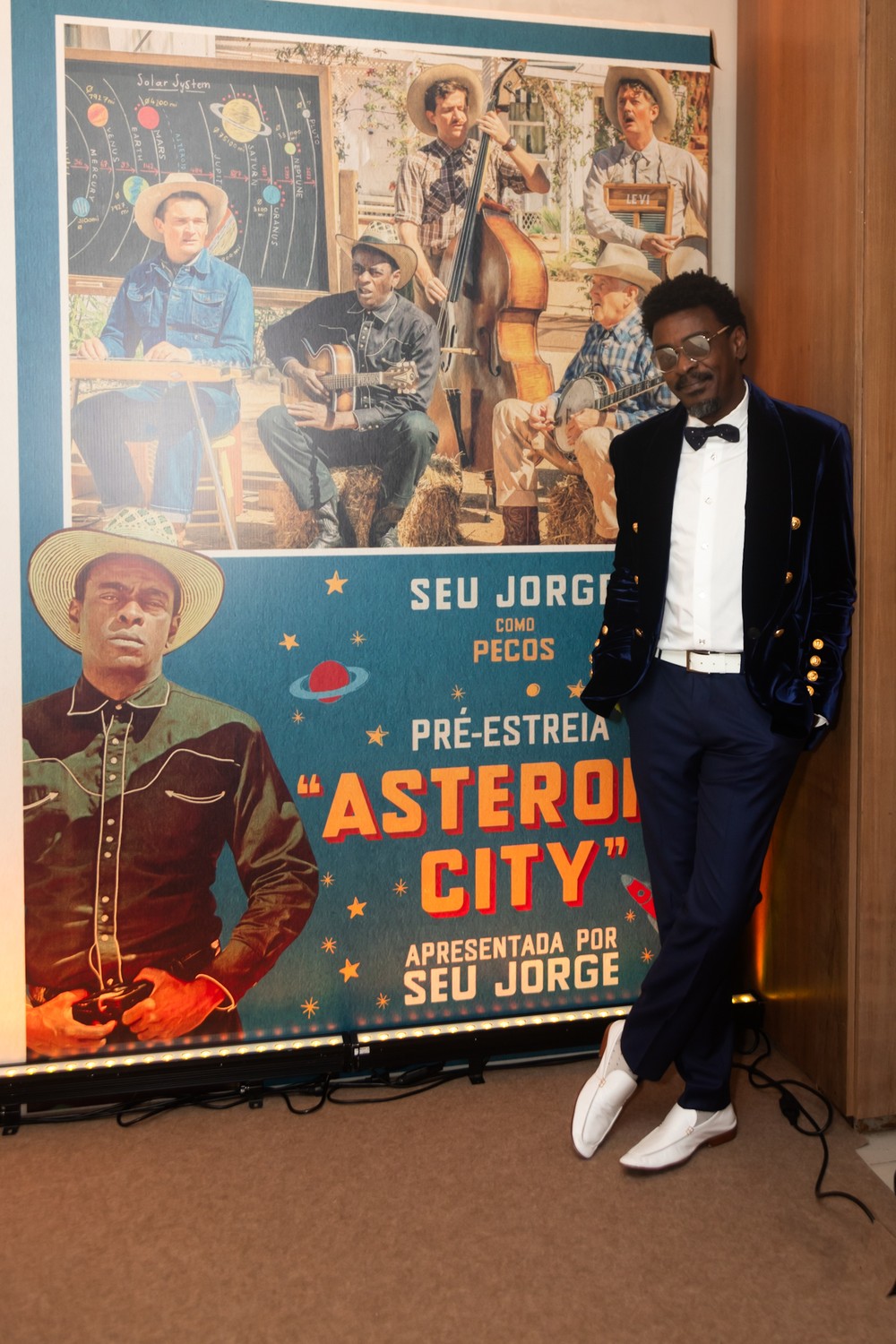 Seu Jorge curte 'vale night' com Karina Barbieri após nascimento do ...