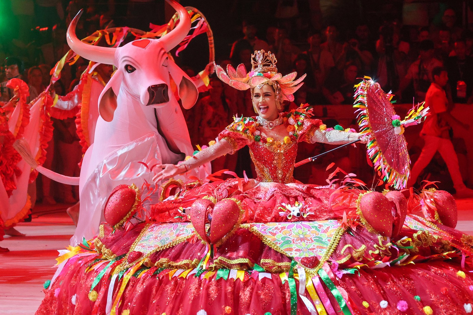 Júlio Cocielo mostra músculos e compara crescimento em 10 anos; veja ...