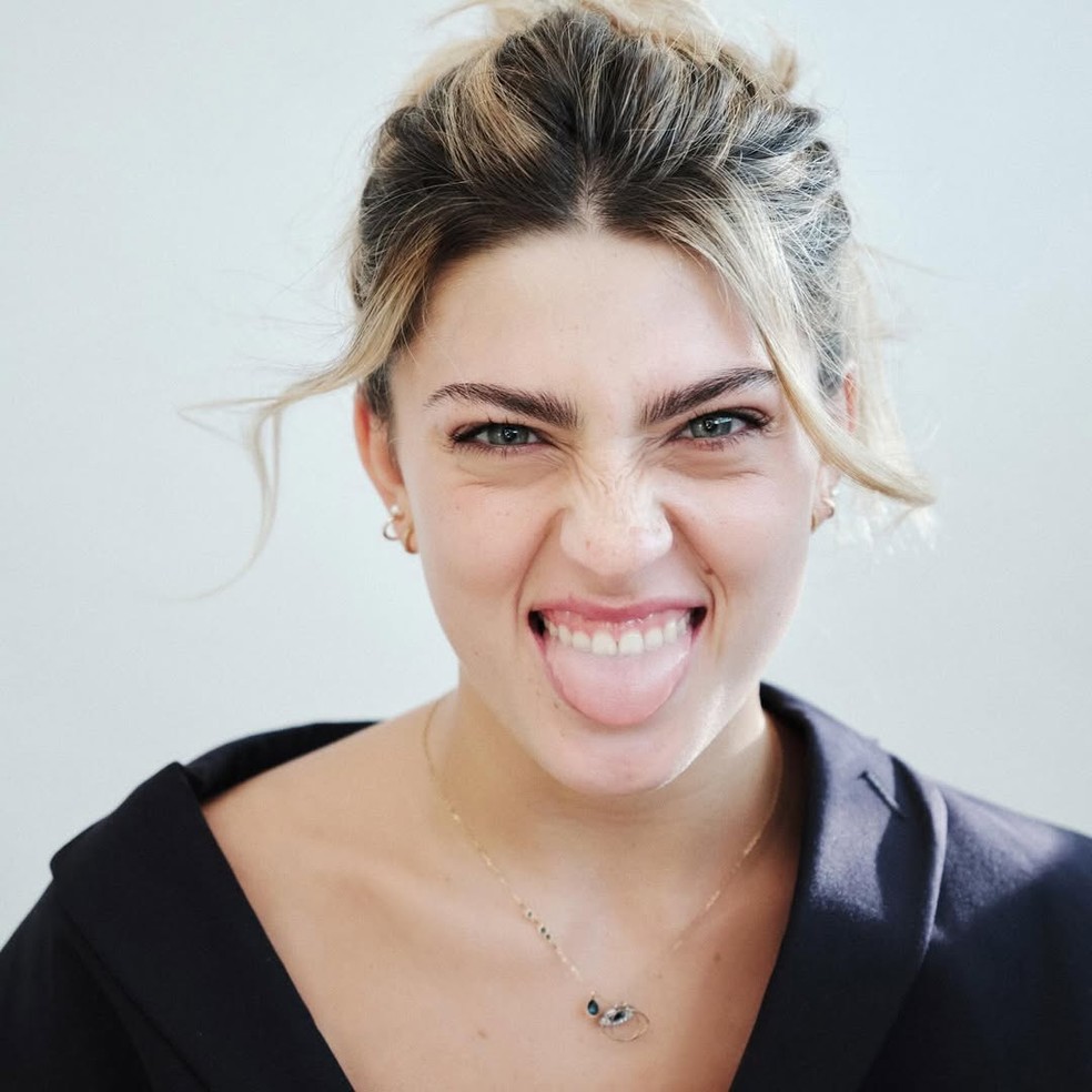 Cynthia Howlett posta ensaio da filha com Eduardo Moscovis e beleza da jovem encanta a web