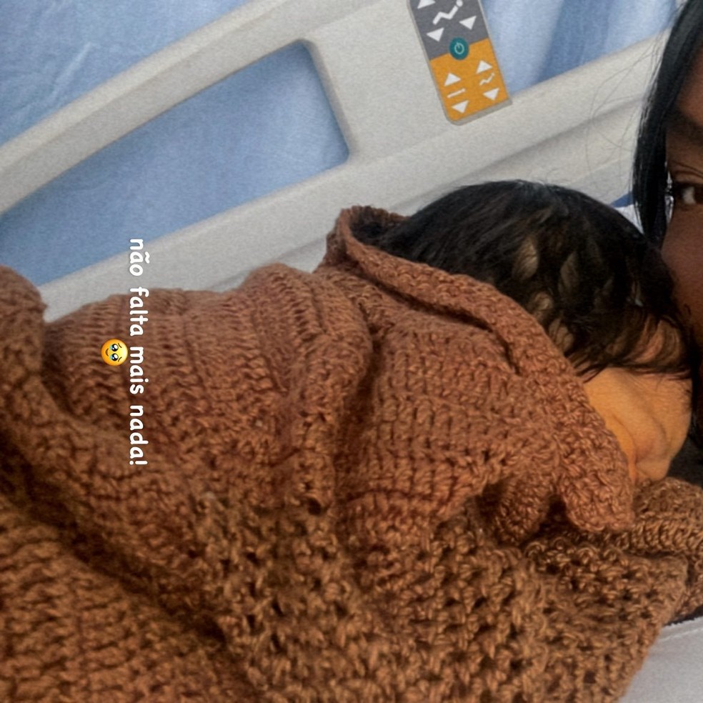 Suelen Gervásio faz ensaio newborn de filha e mostra pela 1ª vez rosto ...
