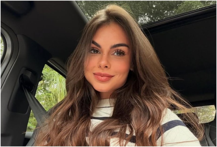 Amanda Kimberlly brinca ao comparar look com visual de Agostinho Carrara