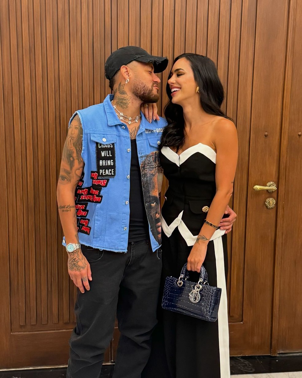 Bruna Biancardi e Neymar mostram dias com a família na Arábia Saudita