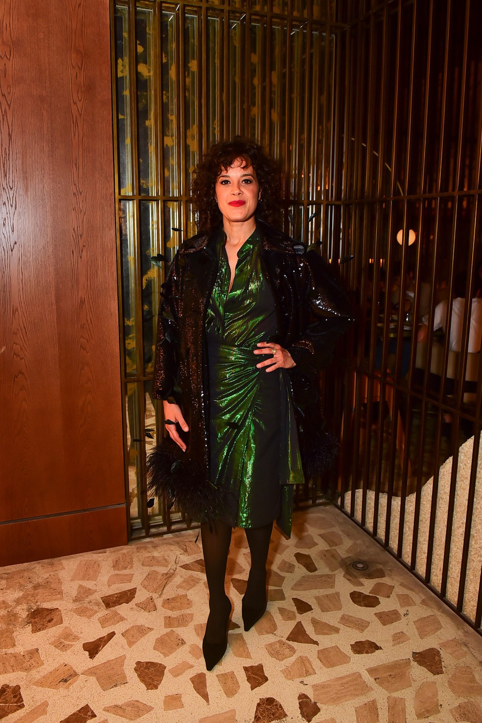 Rafa Kalimann, Fê Paes Leme e mais famosas prestigiam estilista em SP