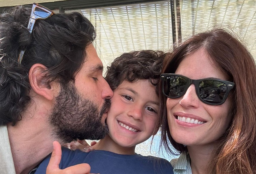 Após reatar casamento, Dudu Azevedo se declara a Fernanda Mader e ao filho