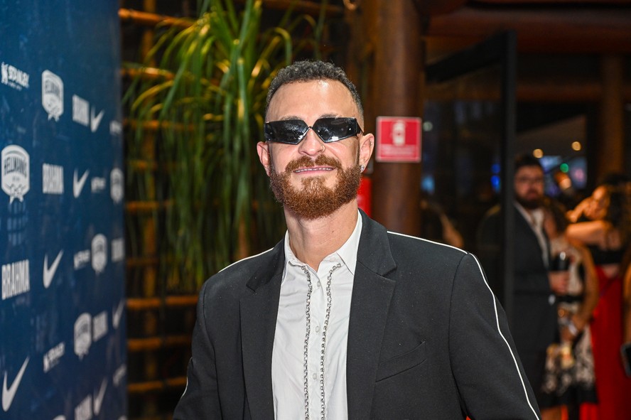 Fred Bruno recebe ex-BBBs em festa de aniversário em São Paulo