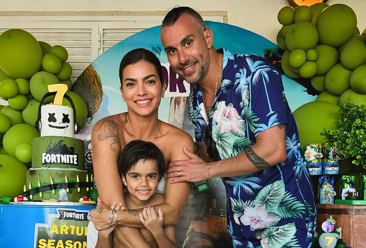 Kelly Key abre álbum de aniversário de 7 anos do filho caçula, Artur ...