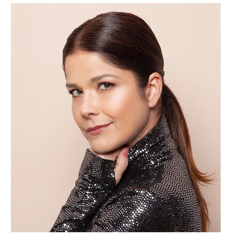 Samara Felippo celebra volta às novelas e posa para ensaio fotográfico