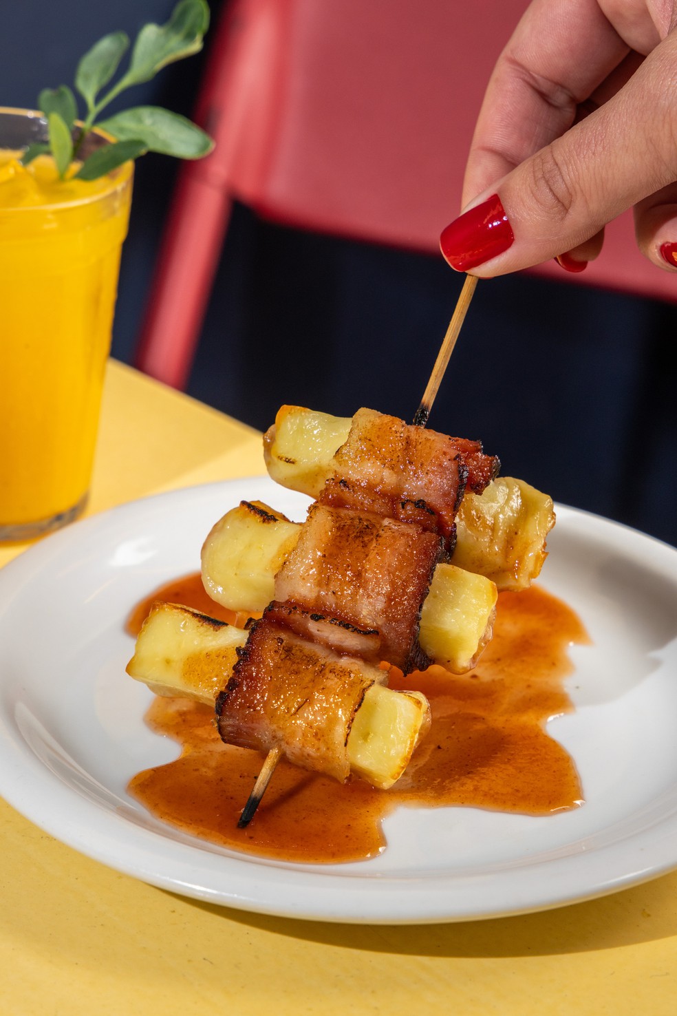 Conserva: bartenders abrem bar de conservas e coquetéis em Copacabana