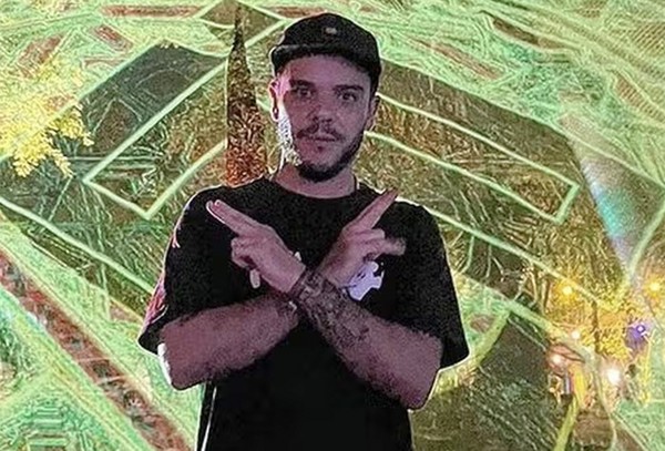 Mãe de João Rebello, o DJ Vunge, lamenta morte do filho, assassinado a ...