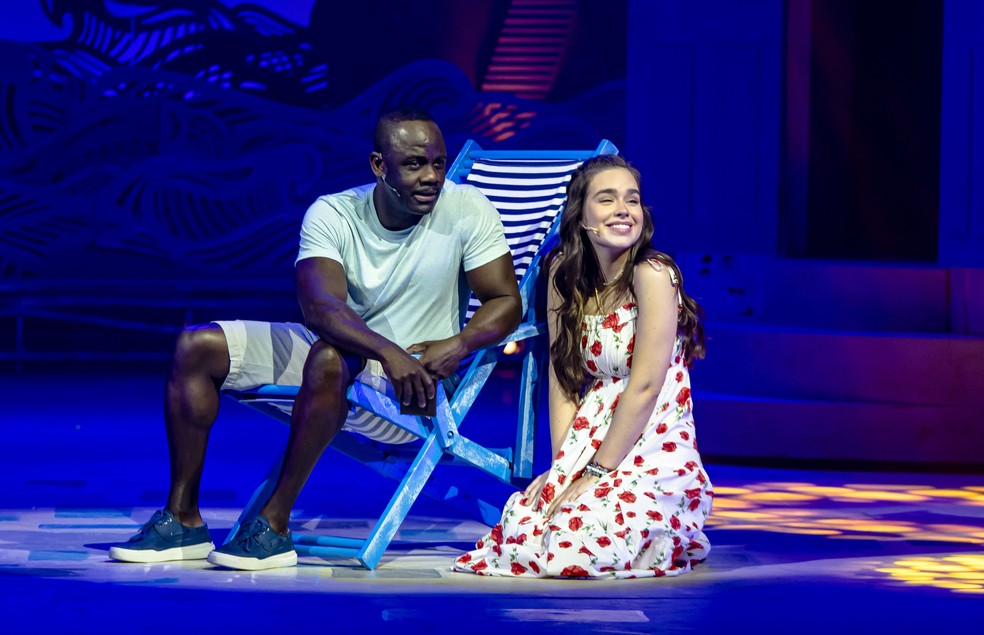 Musical 'Mamma Mia!' encerra temporada de sucesso com casa lotada em SP