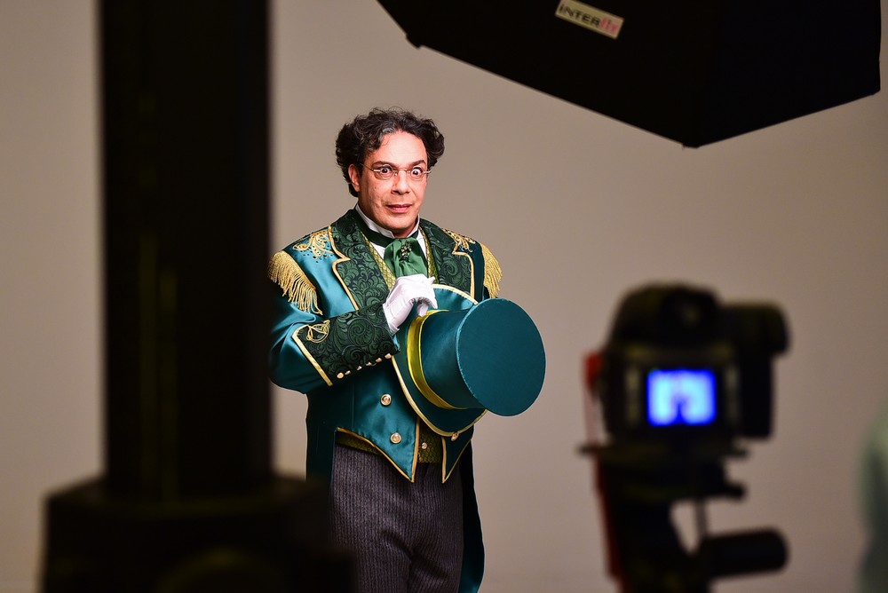 'Wicked': Elenco faz sessão de fotos para lançamento do espetáculo musical
