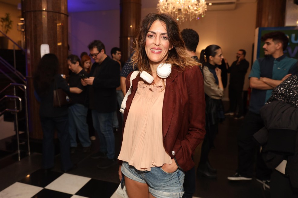 Famosos prestigiam estreia VIP de musical 'Querido Evan Hansen' em SP
