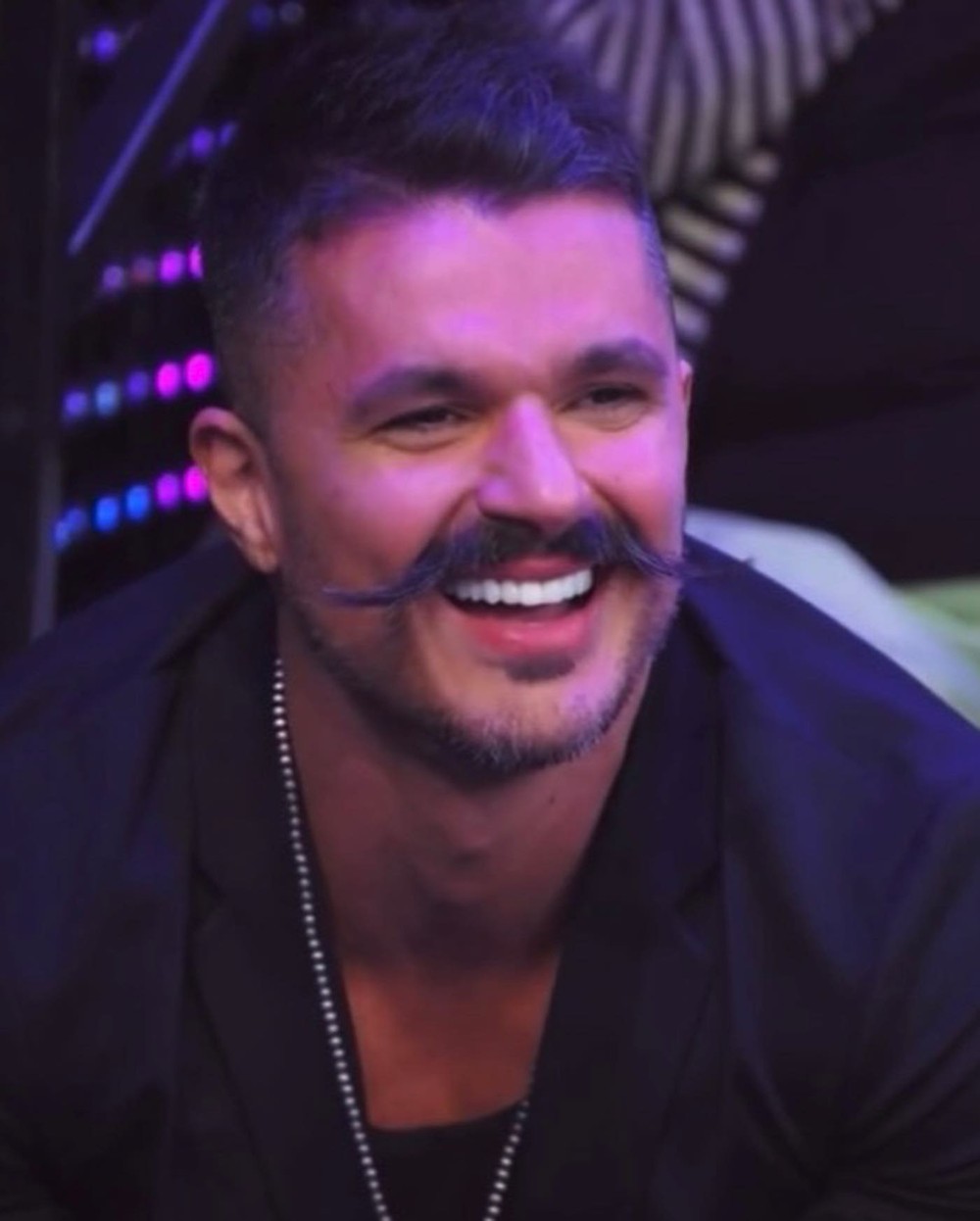 Priscila Fantin se declara ao marido após surpresa no 'Dança': 'É ele ...