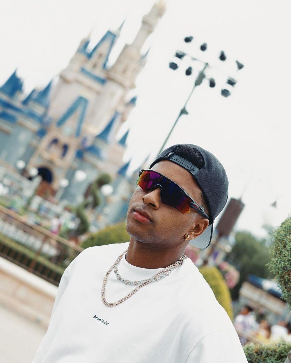 Rodrygo realiza sonho de ir à Disney após fazer gol em jogo da Seleção ...