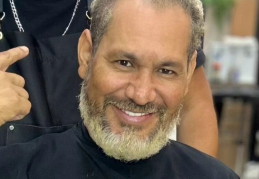 Após internação, Chrigor cuida do visual e volta aos shows