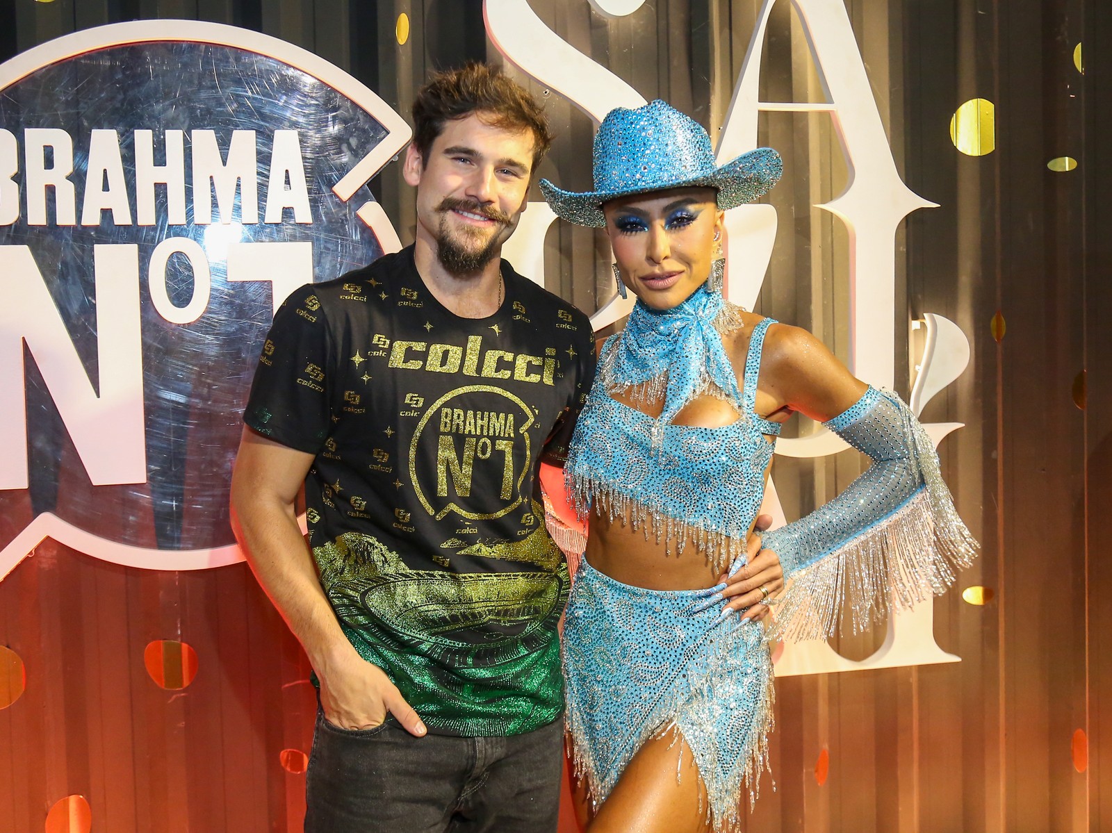 Fernanda Lima e Rodrigo Hilbert levam filhos para Desfile das Campeãs ...