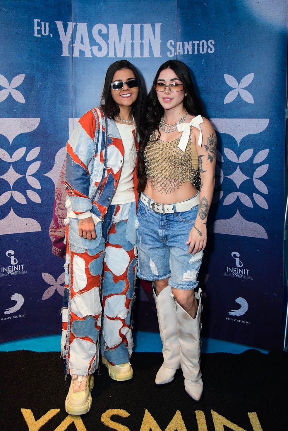 Yasmin Santos troca beijos com a noiva em cruzeiro; fotos