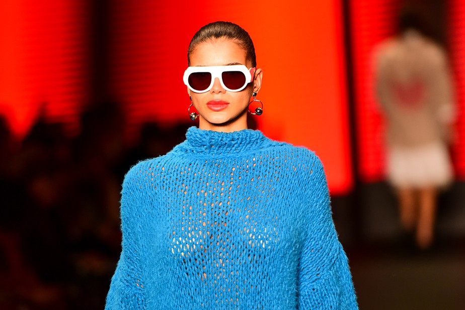 Miss Brasil 2013, Jakelyne Oliveira estreia na passarela do SPFW