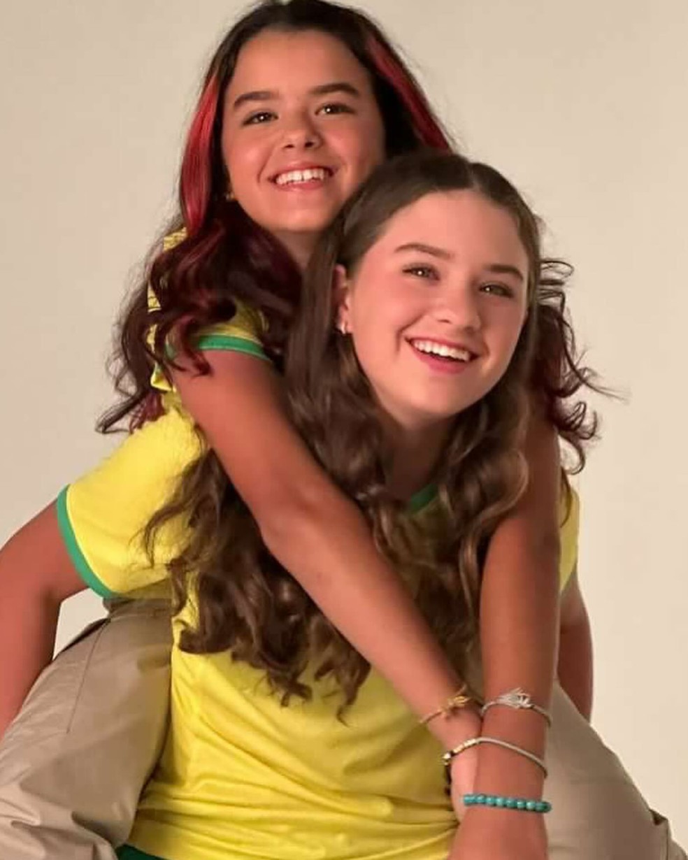 Bianca Rinaldi parabeniza gêmeas pelos 15 anos, e seguidores reagem ...