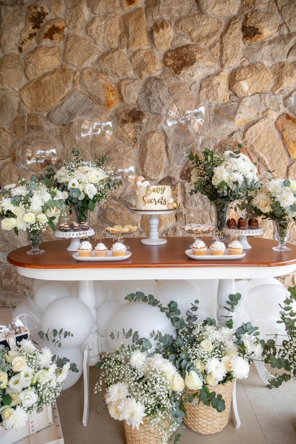 No Dia das Mães, Niina Secrets se emociona em chá revelação de seu ...