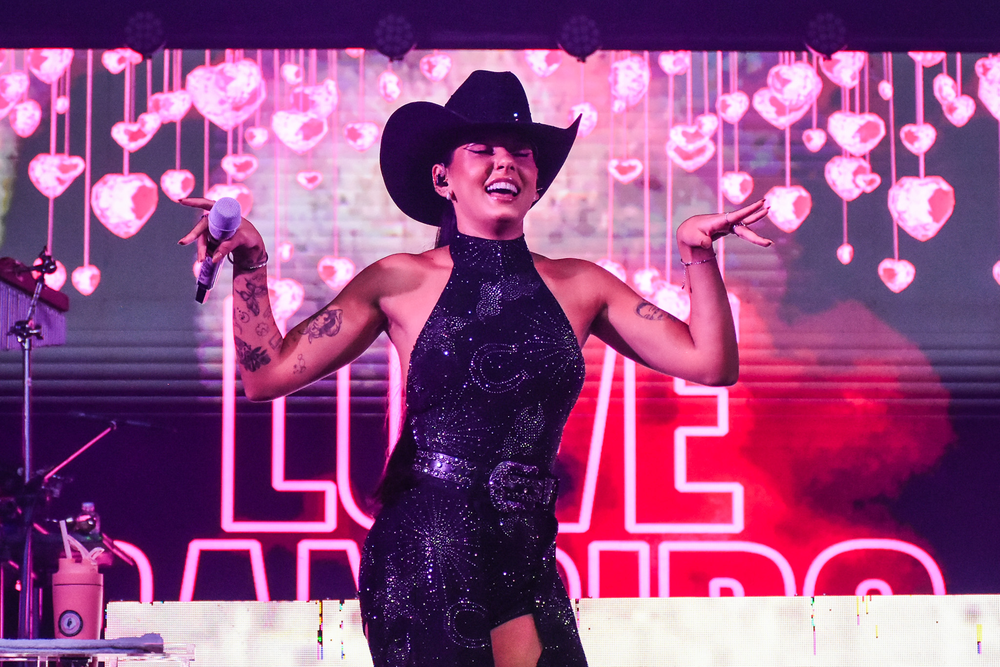 Ana Castela anuncia novo álbum country em show especial em São Paulo