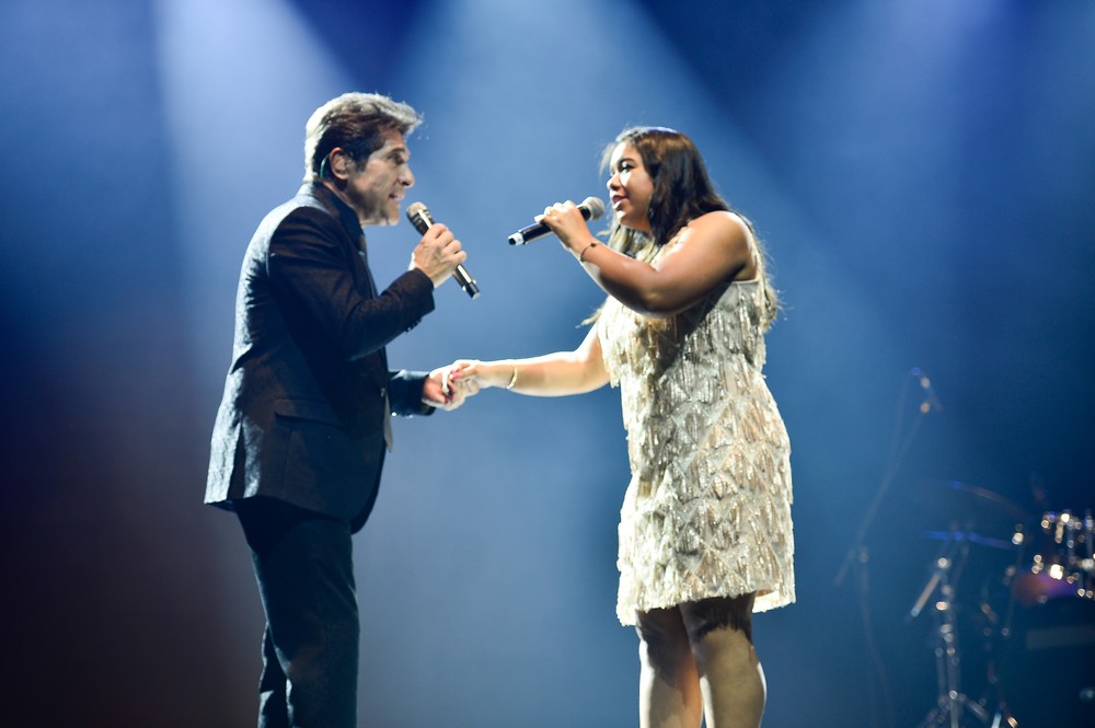 Luciano Huck, Pedro Bial e Rodrigo Faro dividem o palco em evento ...