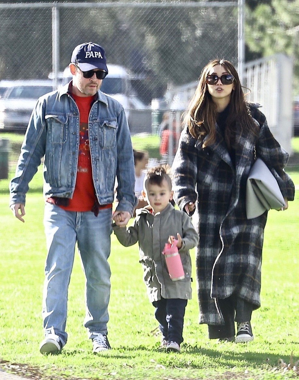 Por dentro da vida de Macaulay Culkin, Brenda Song e filhos, família ...