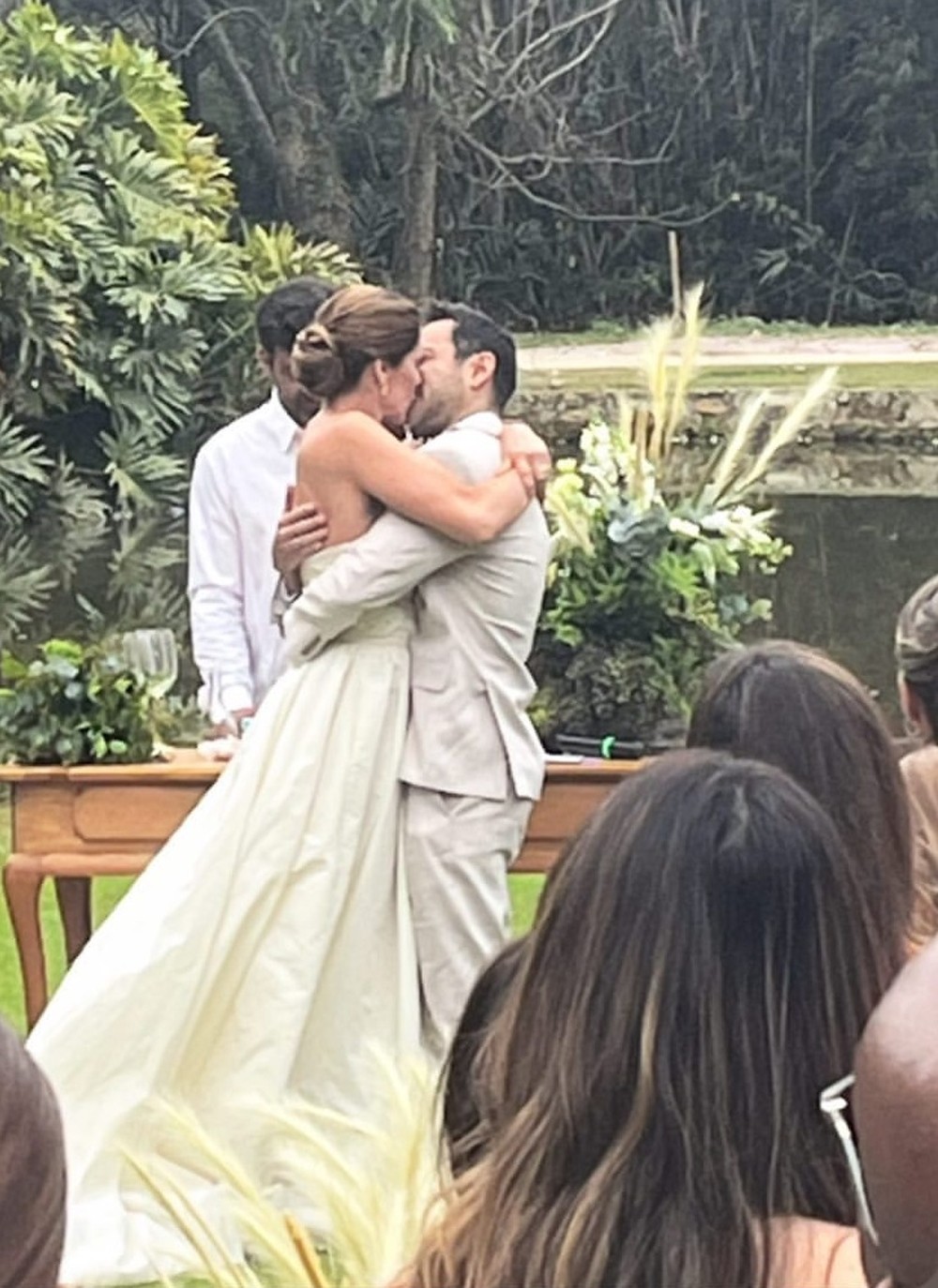 Tudo o que rolou no casamento de Rafaella Mandelli e Rodrigo Leonardo