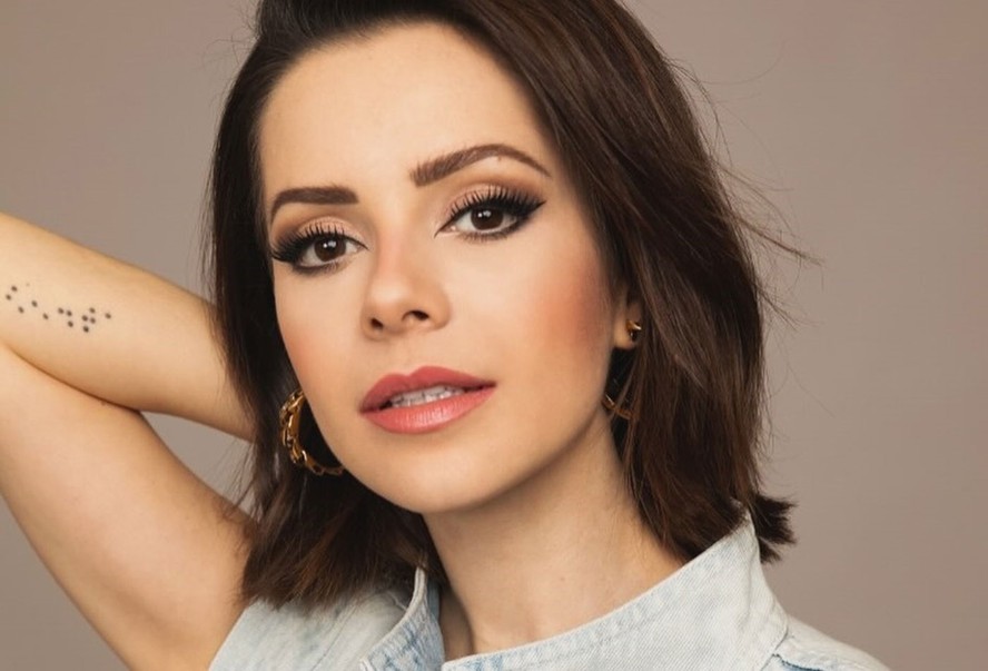 Perfil secreto de Sandy é abastecido há mais de um ano e tem seguidores ...