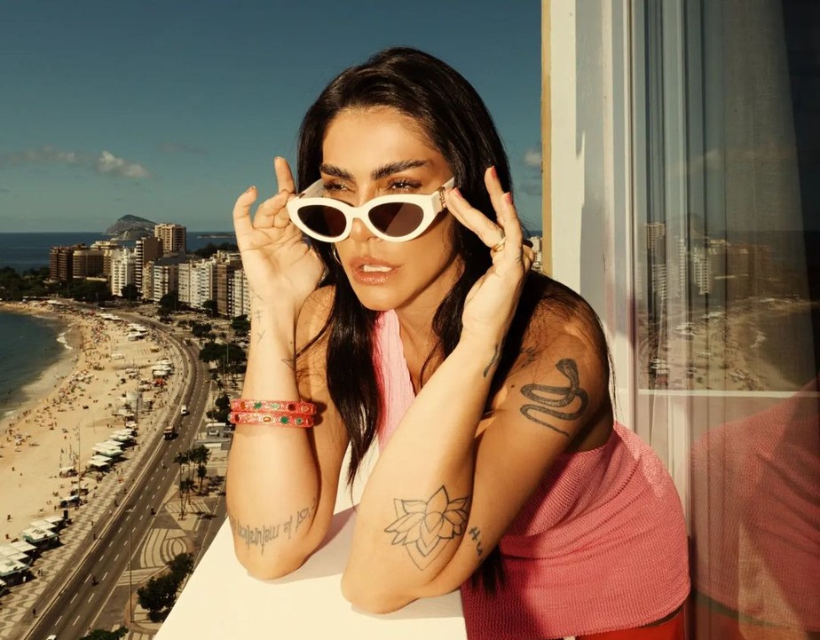 Cleo sobre haters: 'Não me importo com a opinião dos outros'