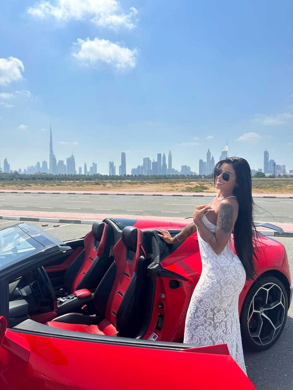 Musa do OnlyFans diz que sheik ofereceu US$ 500 mil para namorá-la