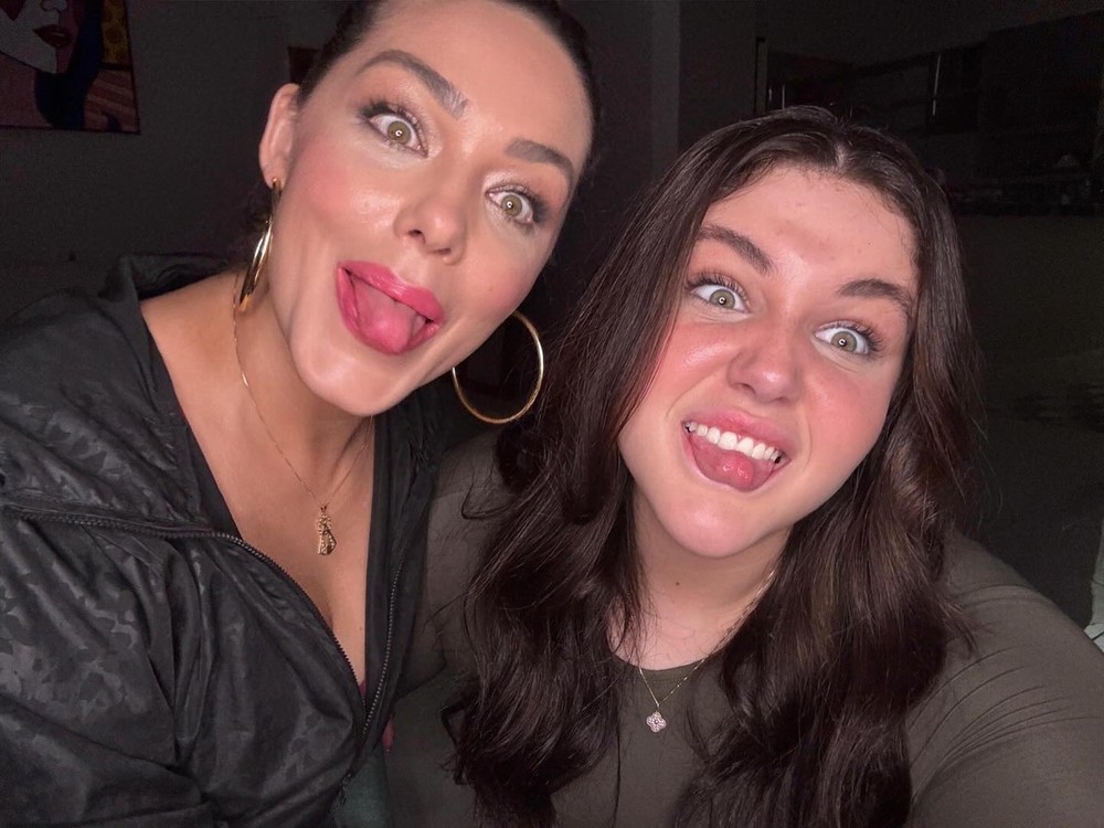 Tania Mara exalta a filha, Maysa, e semelhança entre elas impressiona