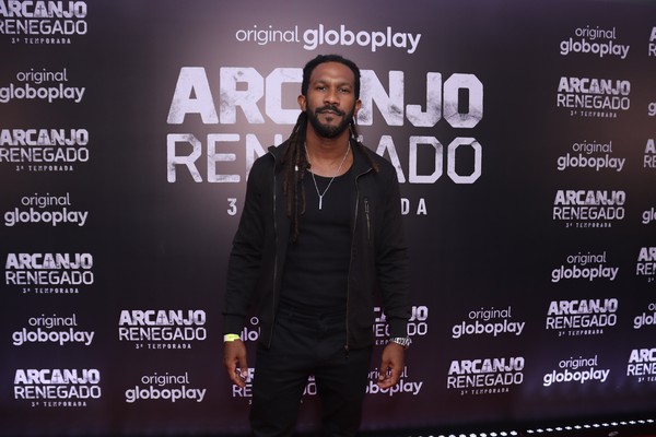 Marcello Melo Jr., Erika Januza e elenco lançam terceira temporada de ...