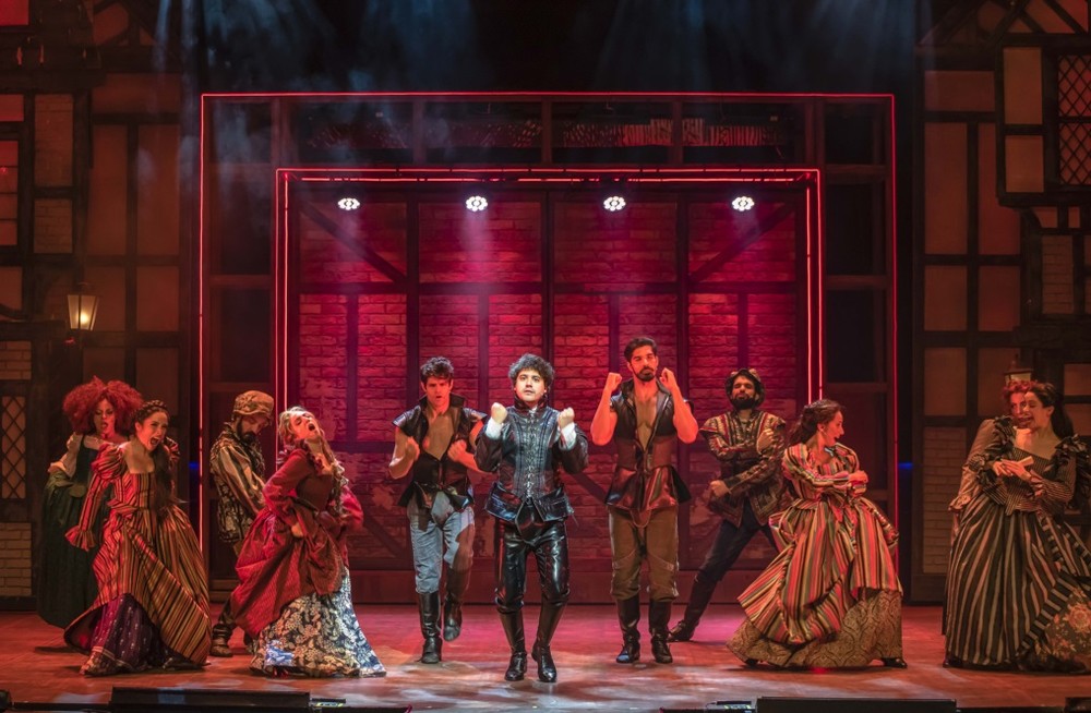 George Sauma estreia em musicais e chama a atenção com dança: 'Sapateio ...