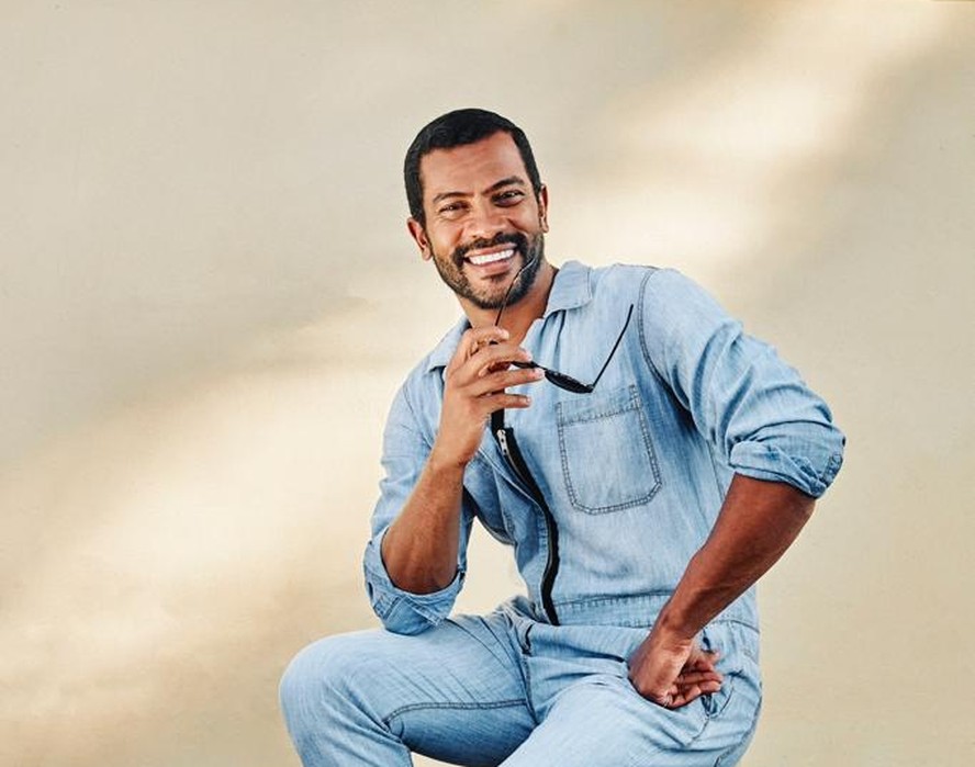Samuel de Assis: “A luta foi grande e árdua para um homem preto ser considerado um homem bonito ...