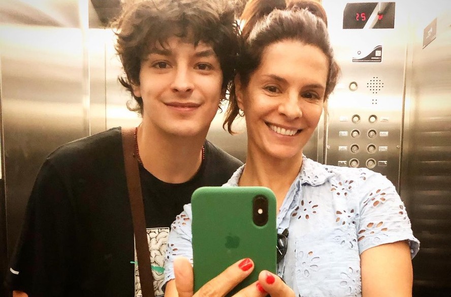 Filho de Helena Ranaldi, Pedro Waddington se prepara para ser ator ...