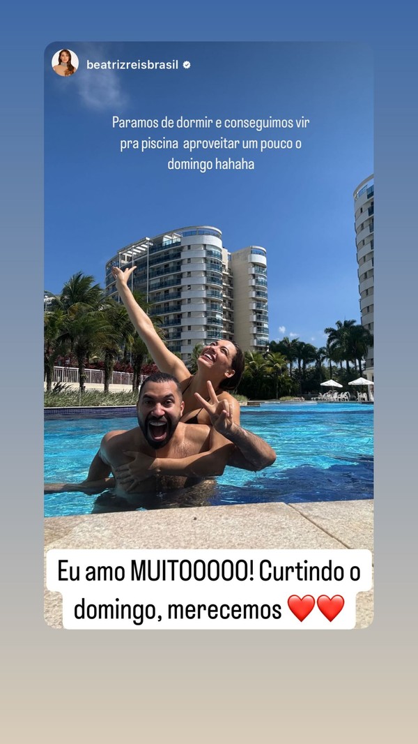 É o Brasil do Brasiiiil! Ex-BBBs Bia Reis e Gil do Vigor curtem piscina ...