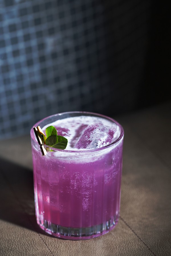 Veja onde experimentar os melhores Fitzgeralds, o drink queridinho do ...