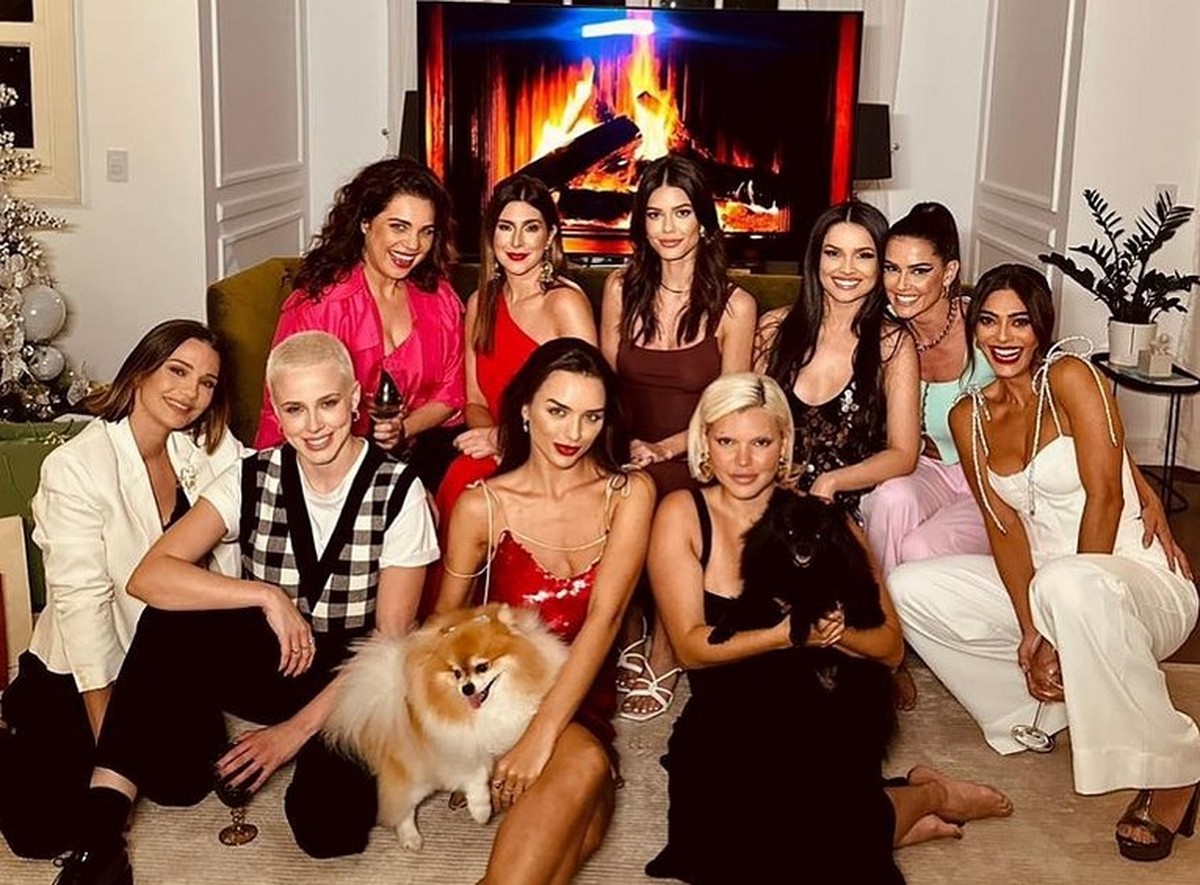 Juliette se reúne com amigas e celebra: 'Presentes que esse mundo me ...