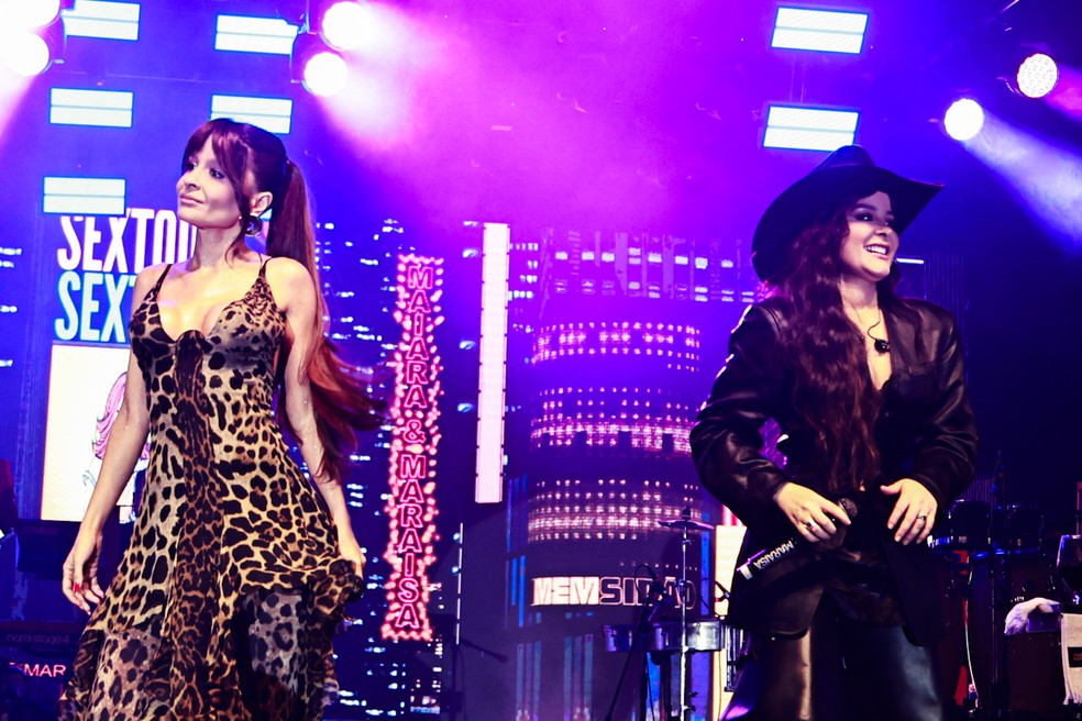 Maiara e Maraisa apostam em looks decotados para show em São Paulo