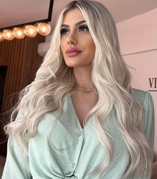 Saiba quem é Fernanda Stroschein, a nova namorada de Guimê